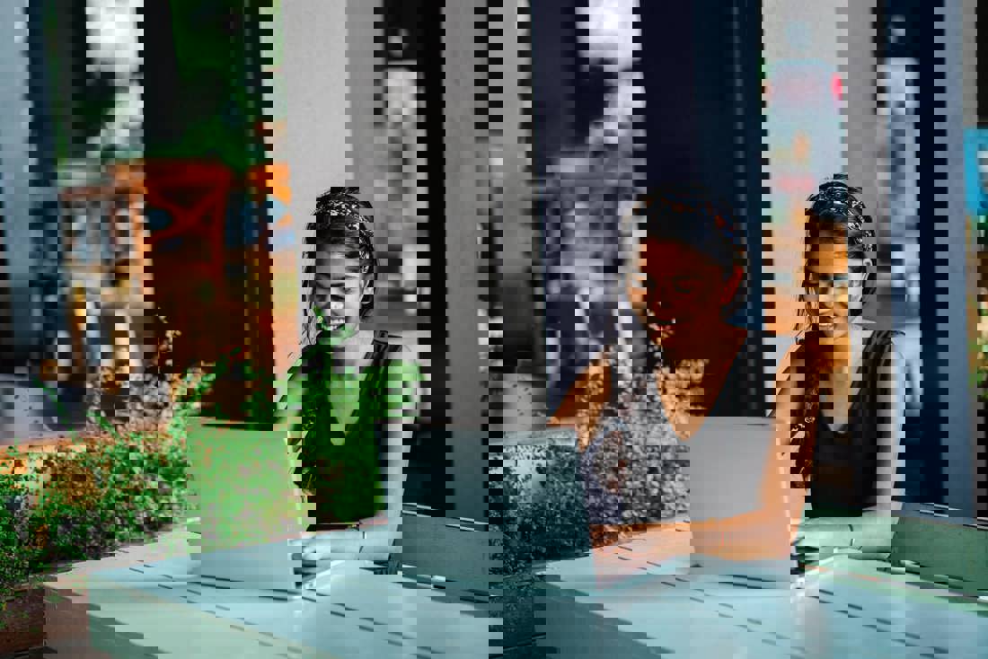 Building An Intranet: The Ultimate Beginners Guide - Oak Engage